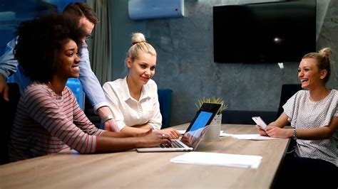 Recruitment Analytics Dashboard Showcasing Automated Metrics