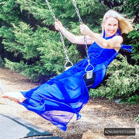 Kelly Collins Lintz Feet Aznudefeet