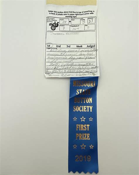 Lot Detail Great Mix Of Small Size Buttons