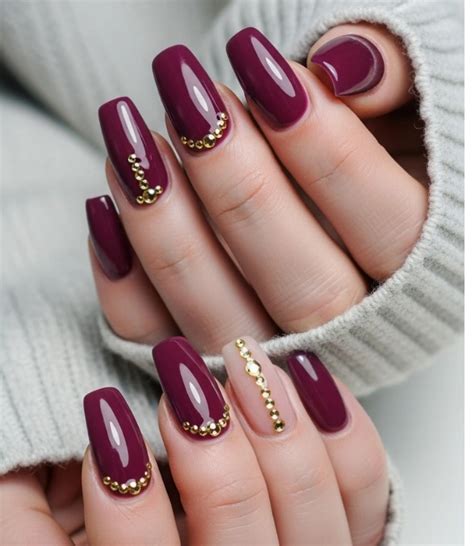 27 Purple And Gold Nail Designs That Scream Luxury