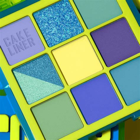 Huda Beauty Color Block Eyeshadow Palette Blue And Green Cheeks