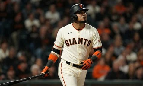 Luis Arráez Firma Con Los Gigantes Por Una Temporada El Sumario