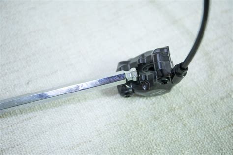 바이크매거진 동영상 자전거 정비 쉽게 따라하기 디스크 브레이크 패드 교체