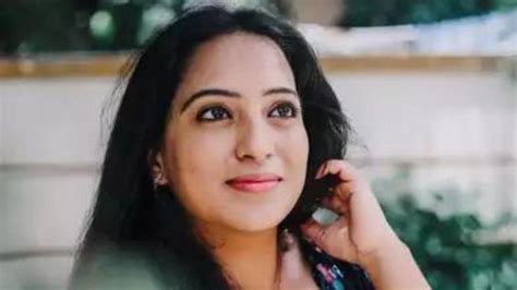 Shritha Sivadas Veetuku Veedu Vaasapadi Serial Age Biography Wiki