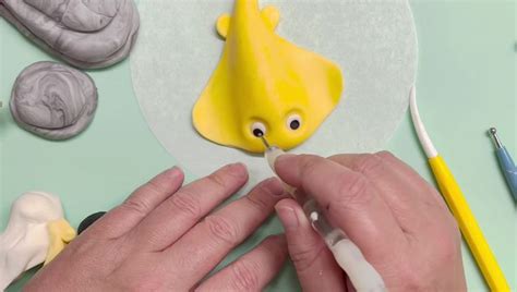 stingray cake learn the art of creating a realistic stingray