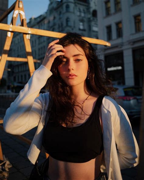 Valentina Kumer R Differentncool