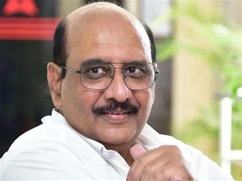 డర్టీ హరి వేరే దర్శకుడిని చేయమంటే Ms Raju