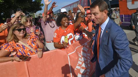 Every College Gameday Prediction For Georgia Vs Clemson