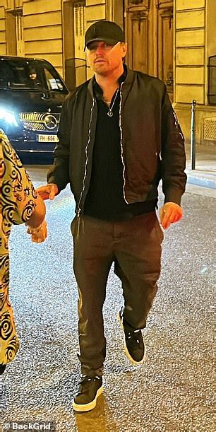 Ok ლეონარდო დიკაპრიოს ახალი შეყვარებული 28 წლის როუზ ბერტრამია Ok Magazine