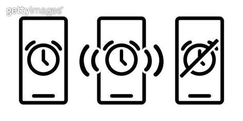 Alarm Clock On Smartphone Screen Wake Up Time Settings 이미지 1358828874 게티이미지뱅크