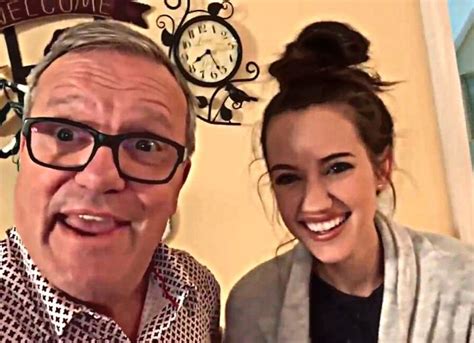 Mark Lowry Bio Age Height Weight Career Songs Net Worth