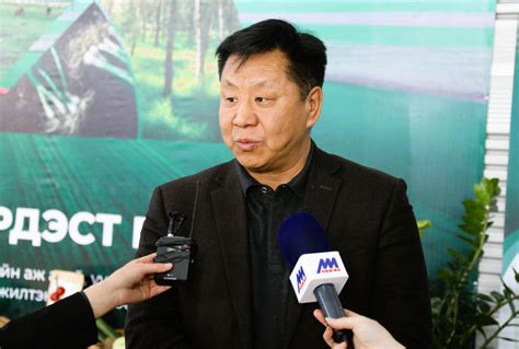 Т Энхтүвшин Додооддоо үйлдвэрлэлийг хөгжүүлэхийн төлөө Ерөнхийлөгч