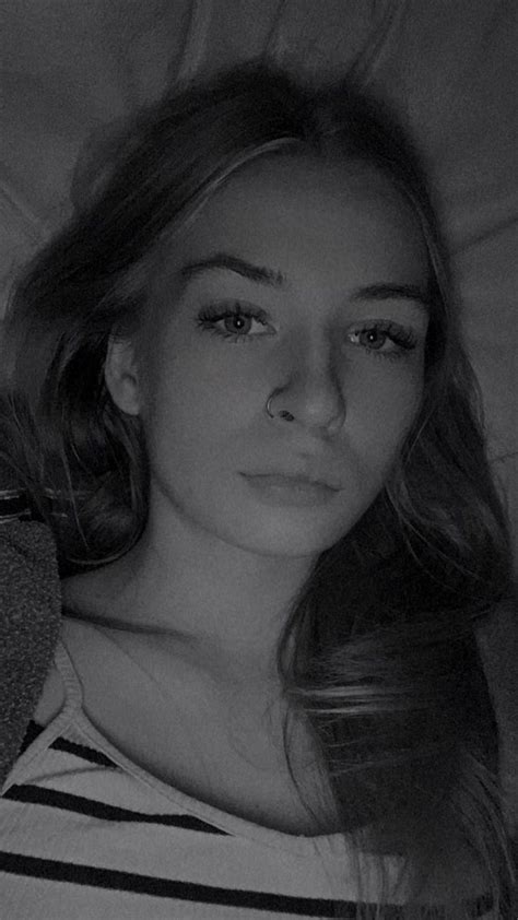 Amelia Clark ️ Live Cams Skype Teams Discord And Telegram