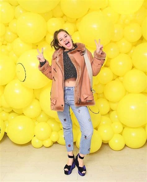 Hot Sexy Amirah Kassem Bikini Pics