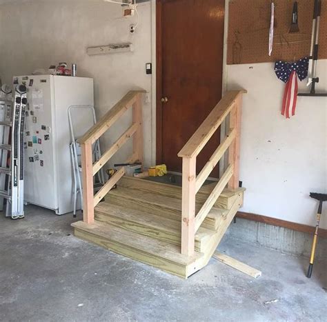 Pin By Kicki On Utomhusrum Garage Steps Garage Stairs Diy Stairs