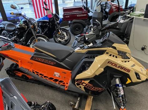 2024 Polaris® Patriot Boost Switchback Assault 146 Gloss Black Military