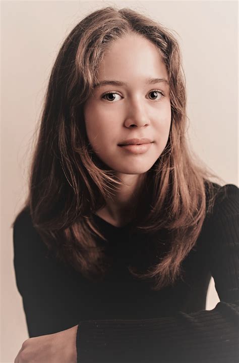 Willow Rose｜isop Model Agency