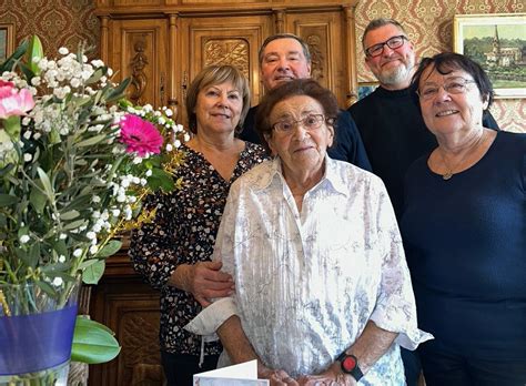 Eyzin Pinet Anniversaire Yvonne Meysson A Fêté Ses 101 Ans