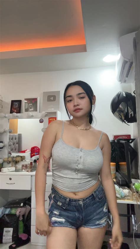 Pinay Hottie on Reels | Facebook