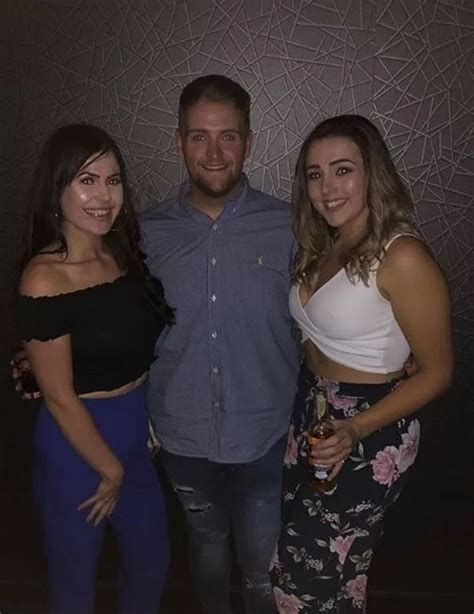 Instagram Slimmer Who Shed 18 Stone Stunned As 92000 Followers