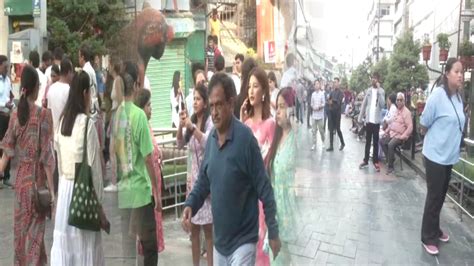 Record Breaking 5 Lakh Tourists Visit Sikkim In 15 Days Number