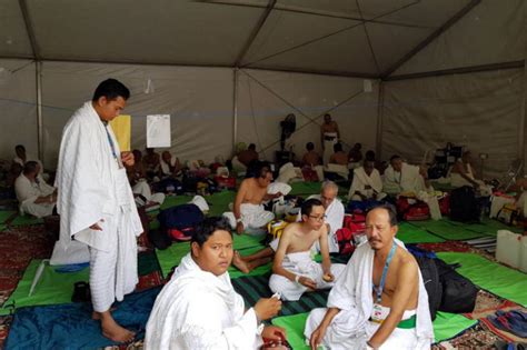 Jemaah Haji Wukuf Di Arafah Dunia Mstar