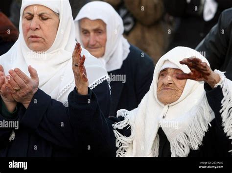 Albanian Muslim Women