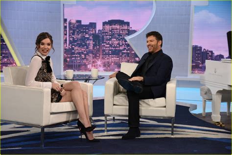 Hailee Steinfeld Opens Up About Perfecting Her Edge Of Seventeen Role Photo 3811658 Hailee