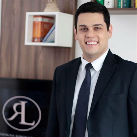 tiago dias lessonier medium