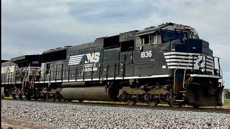 Rare Ns Sd70 Acc 1836 Leads On Phoenix Sub With Another Ns And Up Sd70m