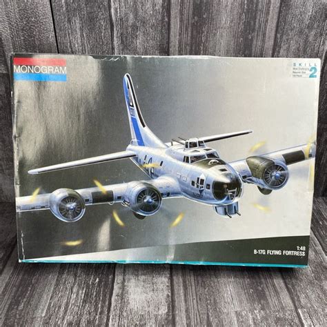 Vintage Monogram B 17g Flying Fortress Bomber 148 Scale Model Kit 5600