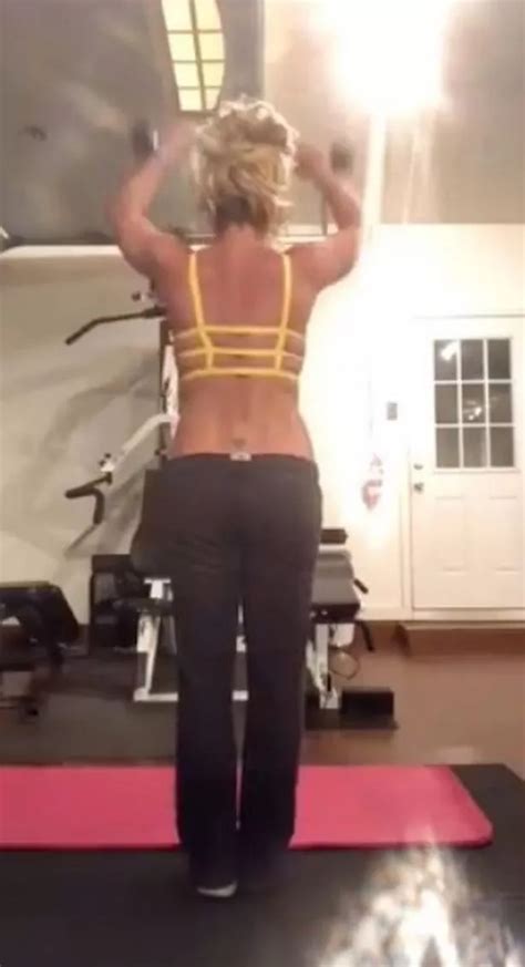Britney Spears Sheds 5lbs Over Stress As She S Released From Rehab Irish Mirror Online