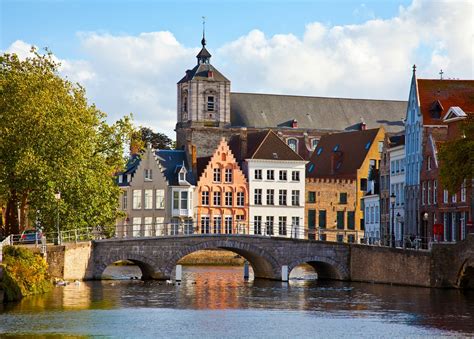 Brujas Bélgica Es Una De Las Ciudades Medievales Con Más Magia De