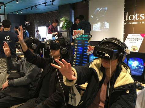 手のひらからビーム、仮想空間で協力プレー Unityがvr体験イベントを開催