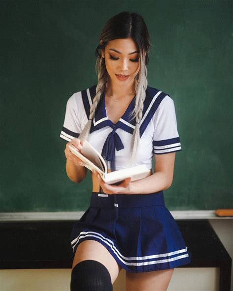 Schoolgirl Fantasies R Prettyasiangirls