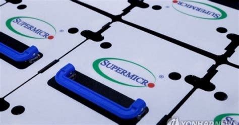 일주일 만에 주가 반토막…줄줄이 등급 하향