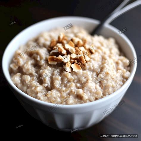 Ai创作图饱腹代餐早点 营养麦片粥 桃仁燕麦粥 早餐麦片粥 坚果胚芽燕麦片 燕麦粥十谷粥 代餐冲饮麦片 安心早餐粥 全麦牛奶粥 现冲燕麦片 代餐燕麦片 一碗麦片粥 果仁牛奶麦片 浓香燕麦粥