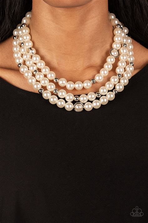 Needs No Introduction White Paparazzi Necklace Jewelryblingthing