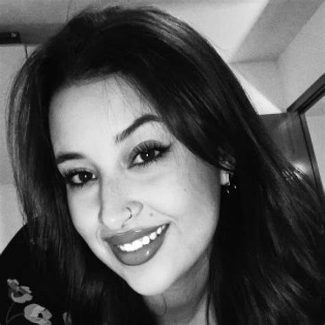 Valentina Feetify Com