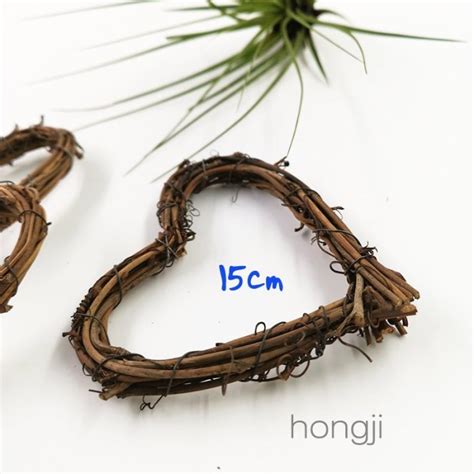 愛心藤環 心型藤圈 空鳳裝飾 愛心花環 土伏藤 捕夢網 Diy 藤編 花圈 田園鄉村 拍攝道具 聖誕節 Q106 15 Yahoo奇摩拍賣