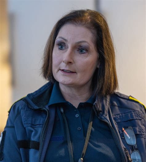 Det Er Livsviktig å Gi Varme Norsk Luftambulanse