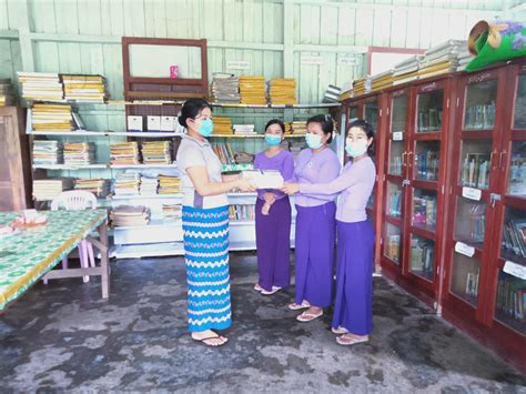 ရှင်ဗွေယန်မြို့ ပြည်သူ့စာကြည့်တိုက်အတွက် သုတ ရသစာအုပ်များ ပေးအပ်လှူဒါန်း Information And