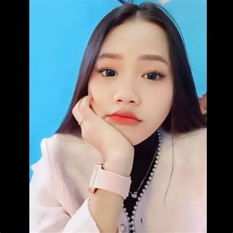 Ananda Agustina Putri Putri Elmeera • Threads Say More