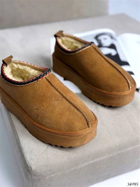 Уггі валянки — ціна 2016 грн у каталозі Уггі Купити жіночі речі за доступною ціною на Шафі