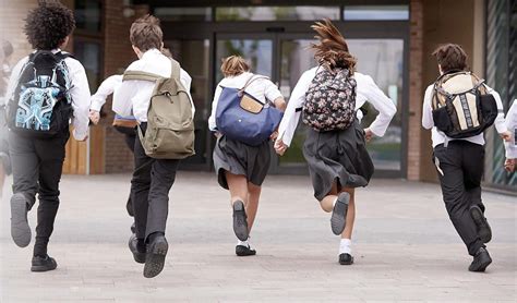 Class War Irish Daily Mirror Newspaper Read This Story On