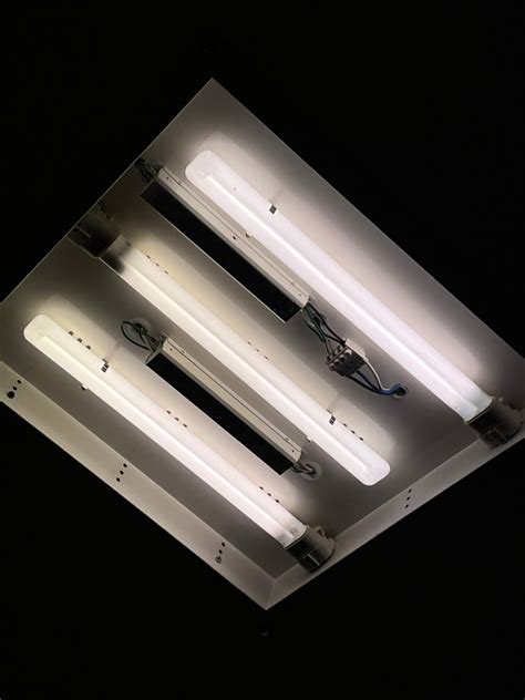 형광등 교체 하는 법 지식in