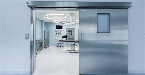 Kad Slimība Piezogas No Aizmugures