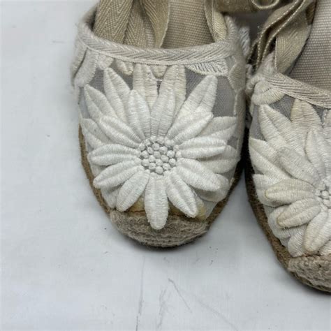 Tory Burch Shoes Tory Burch Emile Wedge Espadrille In Ivory Size 5 Poshmark