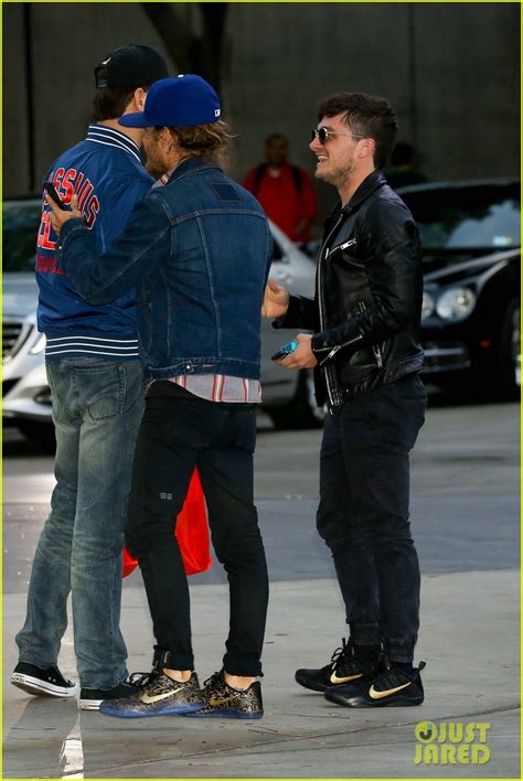 Zendaya And Josh Hutcherson Step Out For Kobe Bryants Final Game Photo
