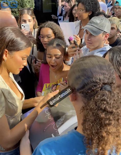 Zendaya Coleman Nude Pictures Photos Playbabe Naked Topless Fappening